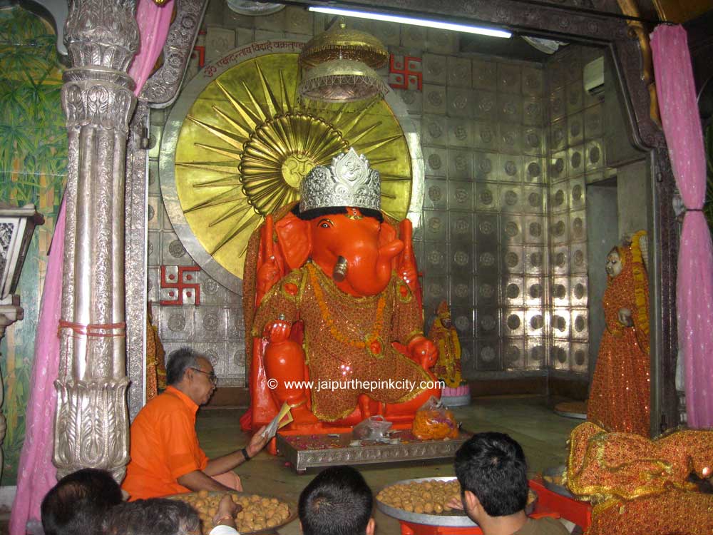 Jaipur Travel, Jaipur Moti Doongri Ganesh Temple, Jaipur Ganesh Temple ...